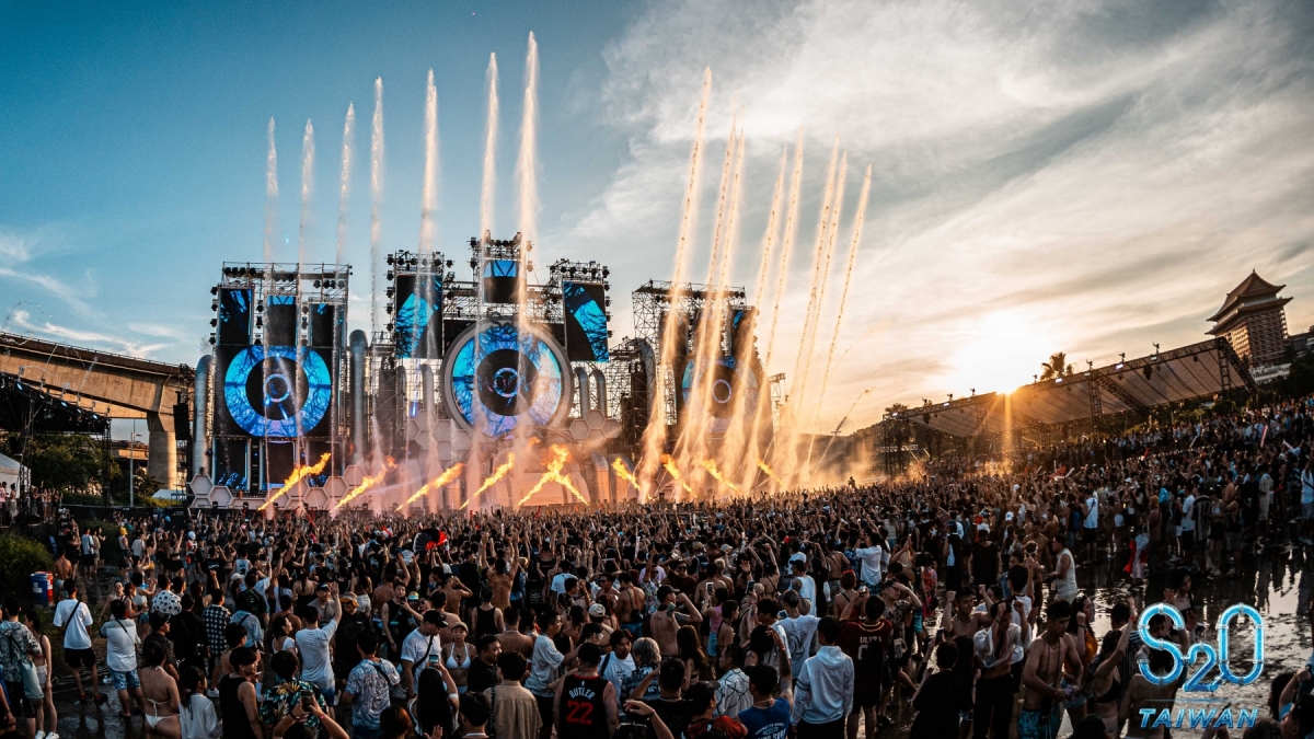 S2O Taiwan潑水音樂節7/12-7/13登場，國內外超強卡司表演陣容，絕對是夏天必朝聖的大人水樂園，活動亮點一次看！ - 文章 - Dream & Hunter - 獎金獵人
